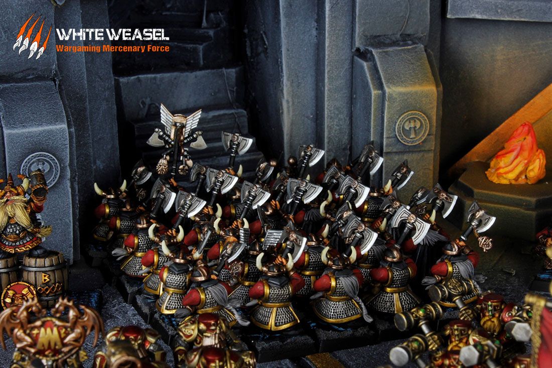 Dawrf custom display - White Weasel Studio